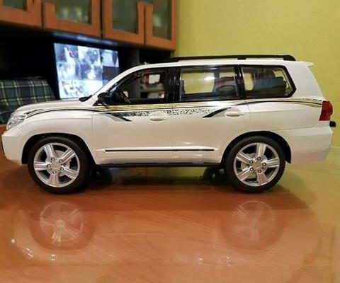 Imitated RC Racing Car Toyota Land Cruiser Imitate Version - Toys 4 You