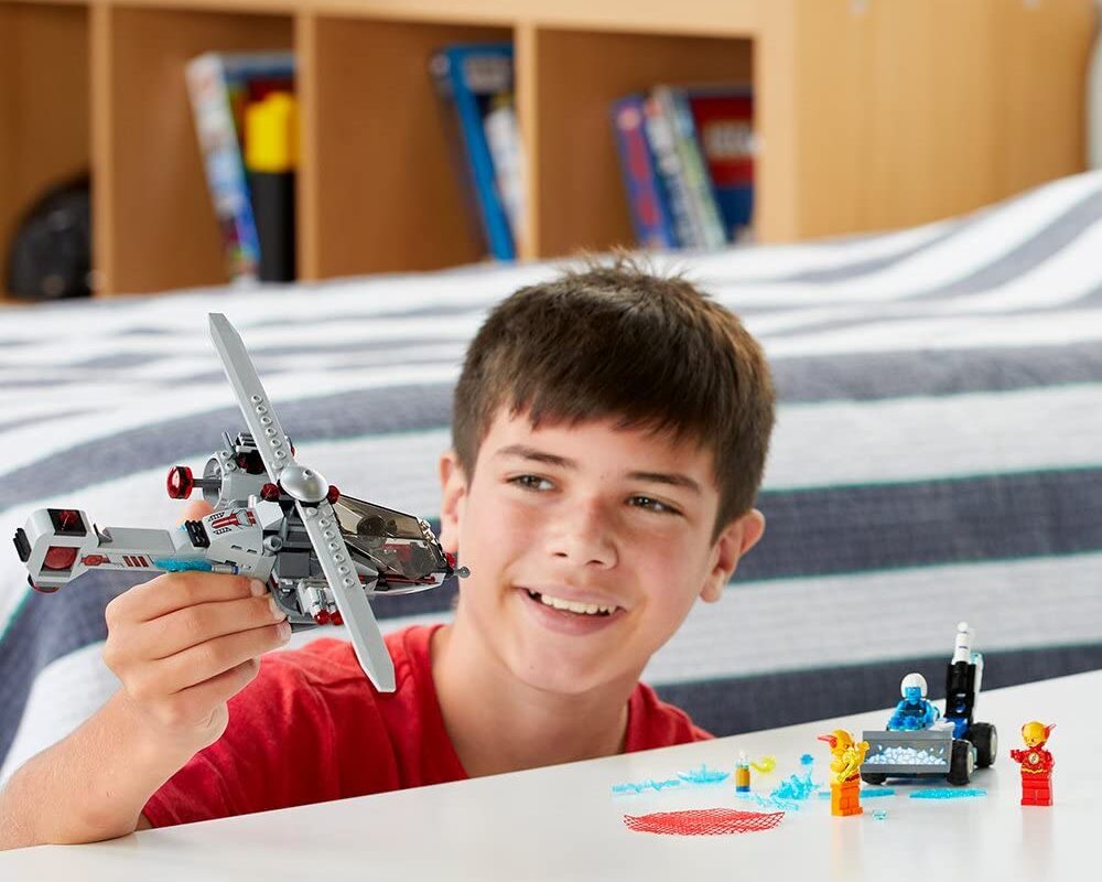 LEGO DC Super Heroes Speed Force Freeze Pursuit - 76098 - Toys 4You Store