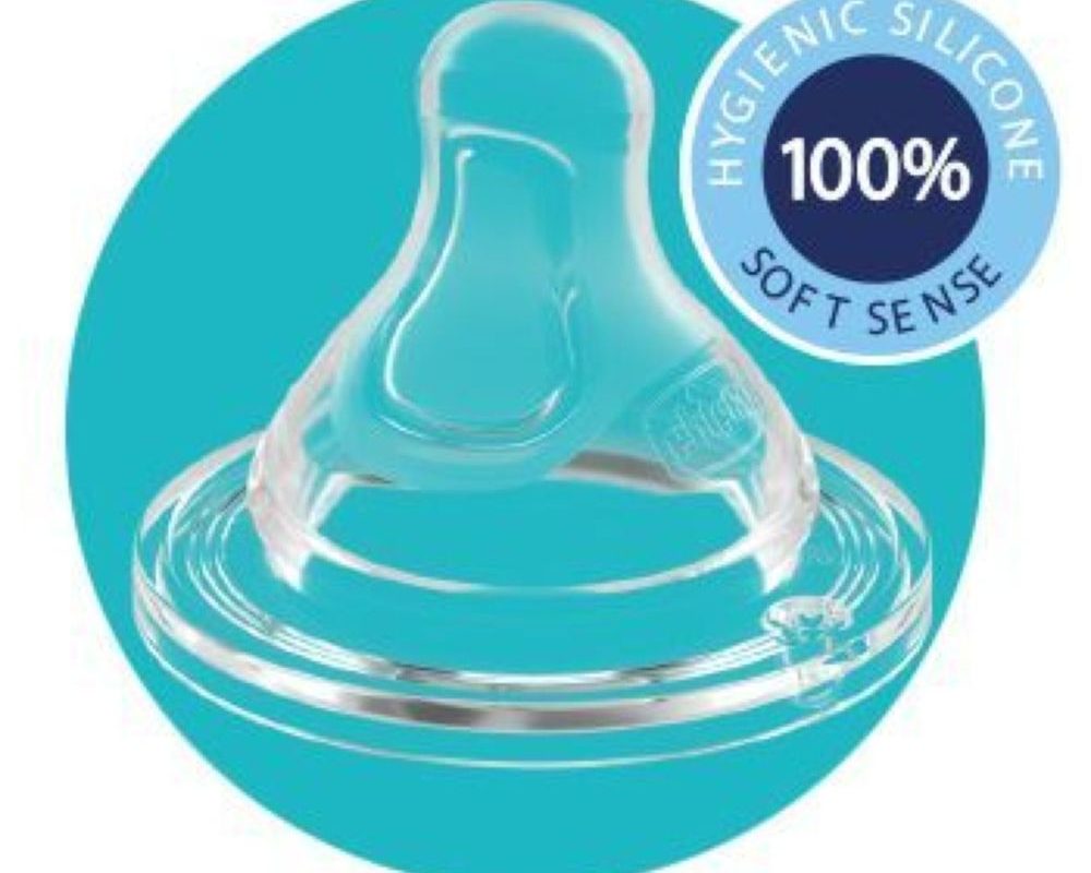 Chicco - Well-Being Feeding Glass Bottle 240ml Slow Flow 0m+ Silicone - Toys 4 You