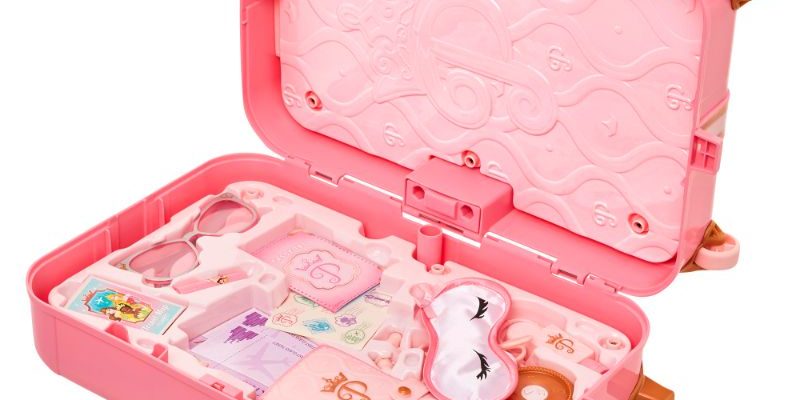 JAKKS Pacific - Disney Princess Suitcase Traveler Set - Toys 4 You