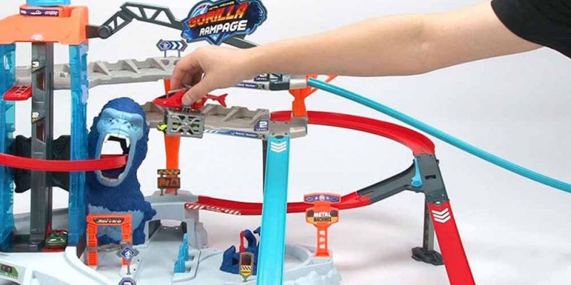 Metal Machines - Gorilla Rampage Garage Playset - Toys 4 You