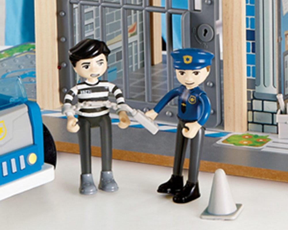 Hape - Metro Police Dept Playset - E3050 - Toys 4 You