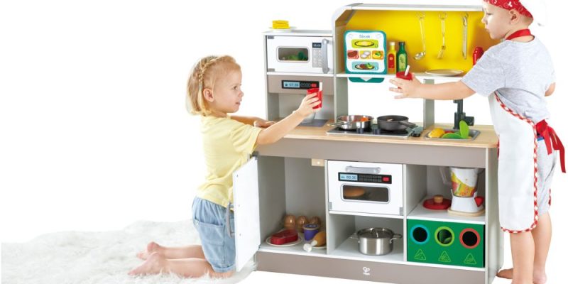Hape - Deluxe Kitchen Playset W/ Fan Fryer - E3177-BPC - Toys 4 You